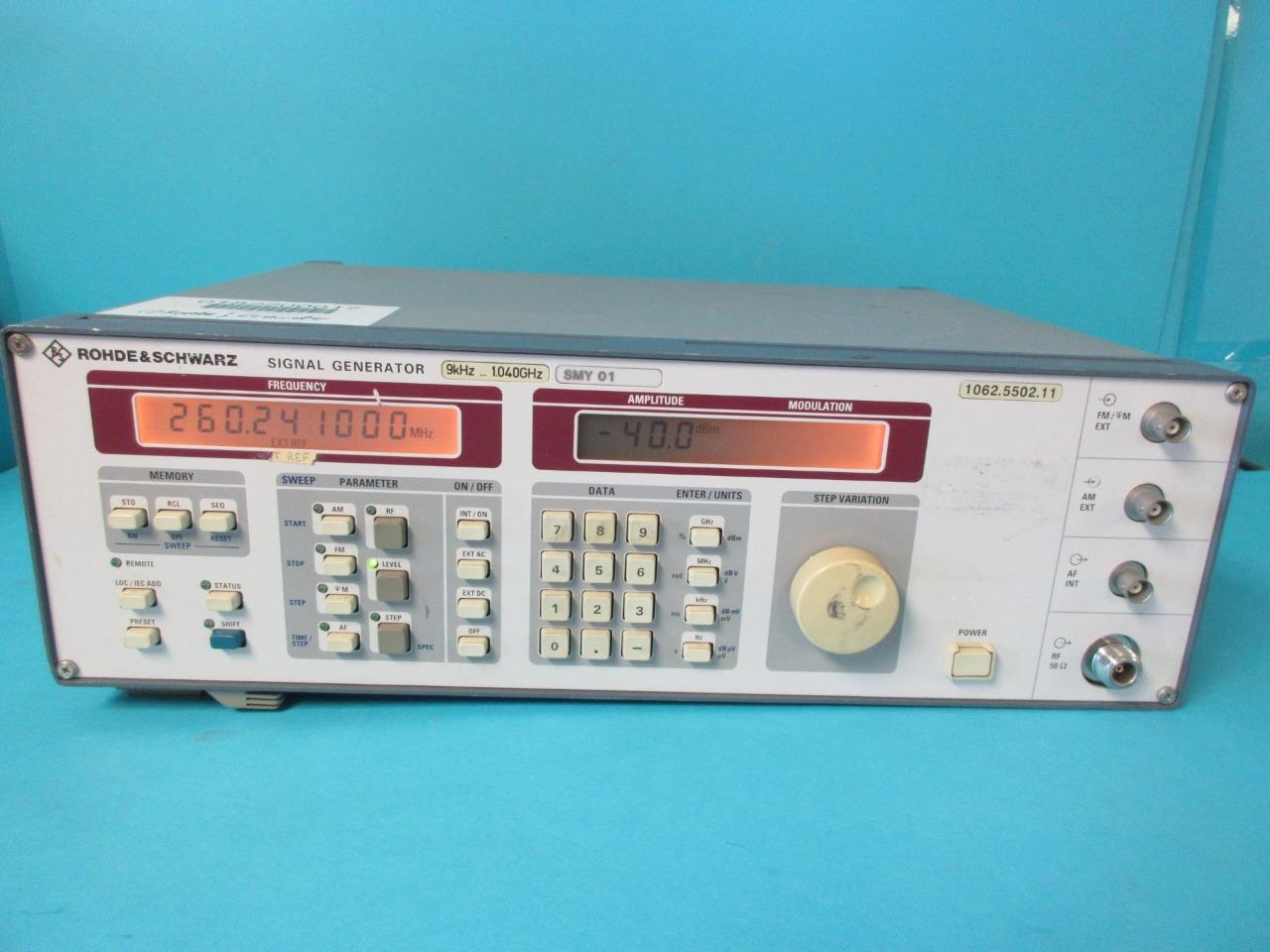 ROHDE & SCHWARZ MODEL SMY-01 SIGNAL GENERATOR 9kHz-1.040GHz - OC48 1062 ...