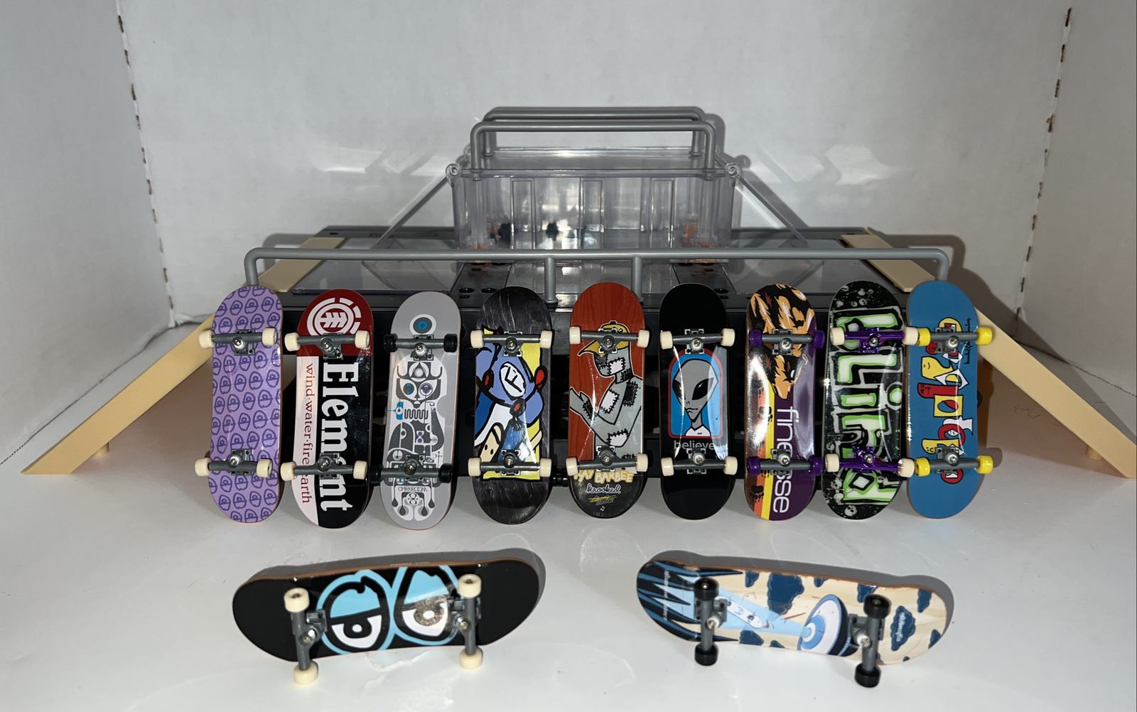 Tech Deck Fingerboard Ramp Skatepark And 11 Boards Lot. | eBay