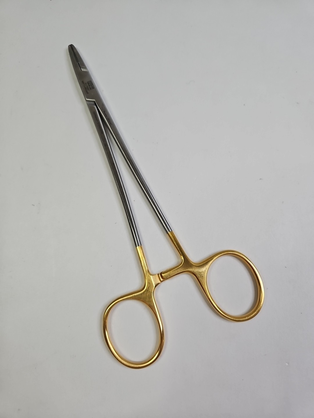 V Mueller SU16061 Mayo-Hegar Needle Holder, Serr, 7-1/4" | eBay