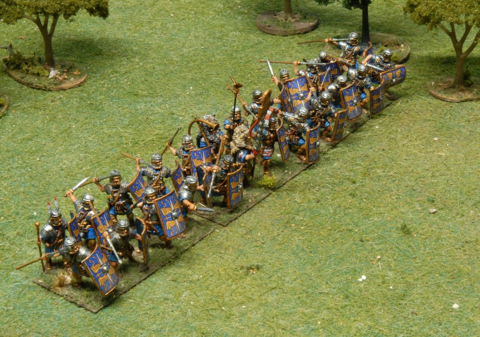 Victrix Imperial Roman 28mm Legionary Attacking | eBay