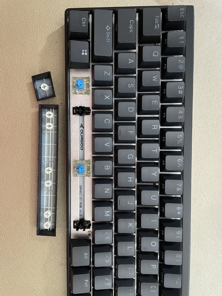 Venus 60% RGB Mechanical Gaming Keyboard | 61 Keys | USB Type C ...