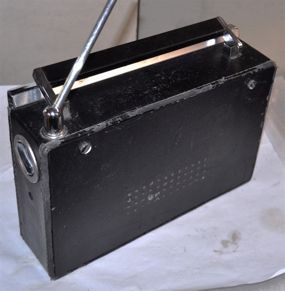 WESTINGHOUSE MODEL RF43WD70 AM/FM 2 SW PORTABLE RADIO WORKS | eBay