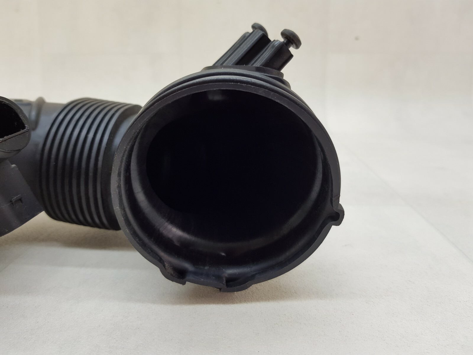 MERCEDES BENZ C250 W204 07-15 2.1 CDI AIR INTAKE PIPE HOSE A6510900337 ...
