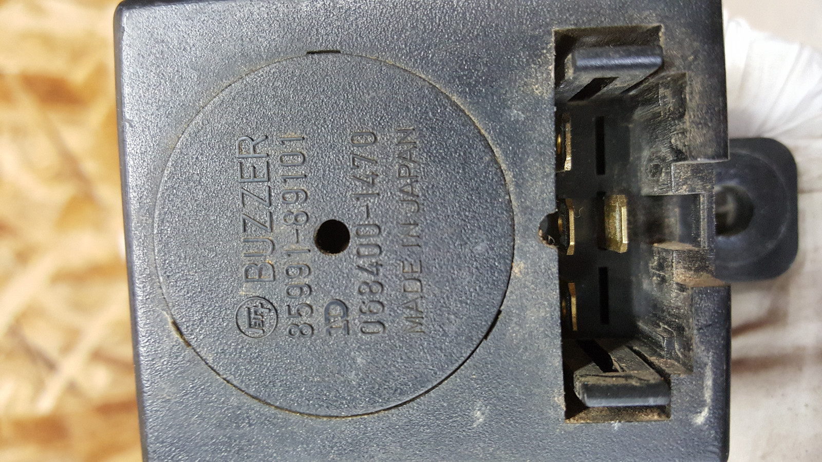 80 81 82 Toyota Pickup BUZZER Seat Belt Warning Relay 85991-89101 Truck ...