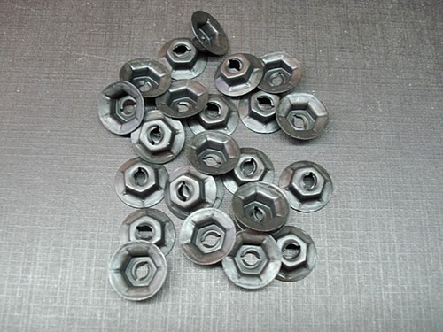 25 GM 1/8" emblem name plate phosphate thread cutting nuts Pontiac ...