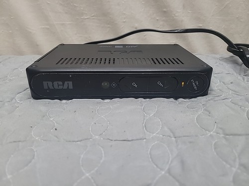 RCA DTA800B1 Digital-to-Analog TV Converter Box. 62118480020 | eBay