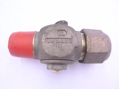 Mueller Ground Key Corporation 1" Stop Valve AWWA Taper X Quick Lock ...