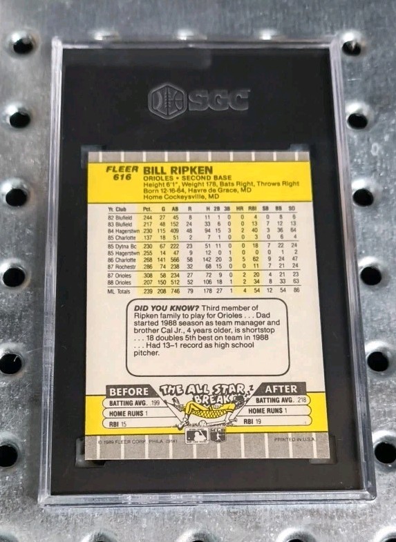 1989 BILL RIPKEN #616 SGC Authentic Black Box PRINT ERROR: Red & Yellow ...