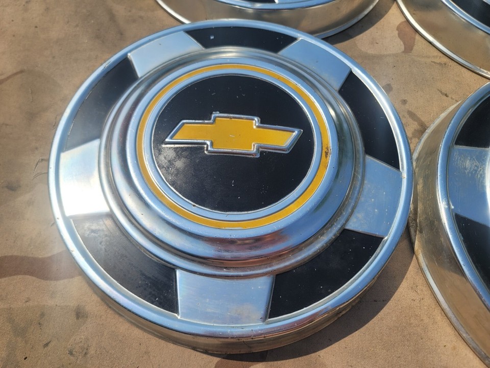 (4) 1973-1987 Chevy Pickup Truck Hubcap Cap OEM 1/2 1500 73-87 10.5" | eBay