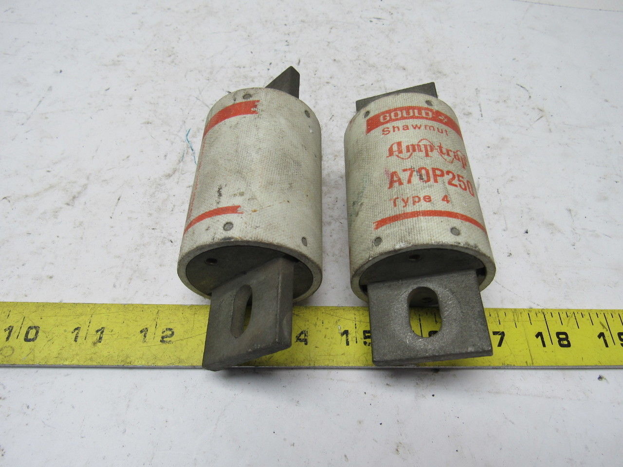 Gould Shawmut A70P250 Amptrap Type 4 250 Amp Fuse 700V Form 101 Lot of ...