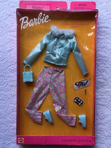 Barbie Fashion Avenue Metro Soho Scene Accessories 2001 Mattel for sale ...