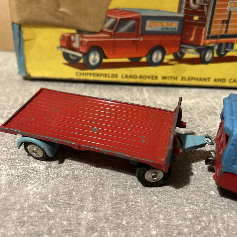 Corgi, Chipperfied Circus, 503 Giraffe Transporter, GS.19 Land Rover ...