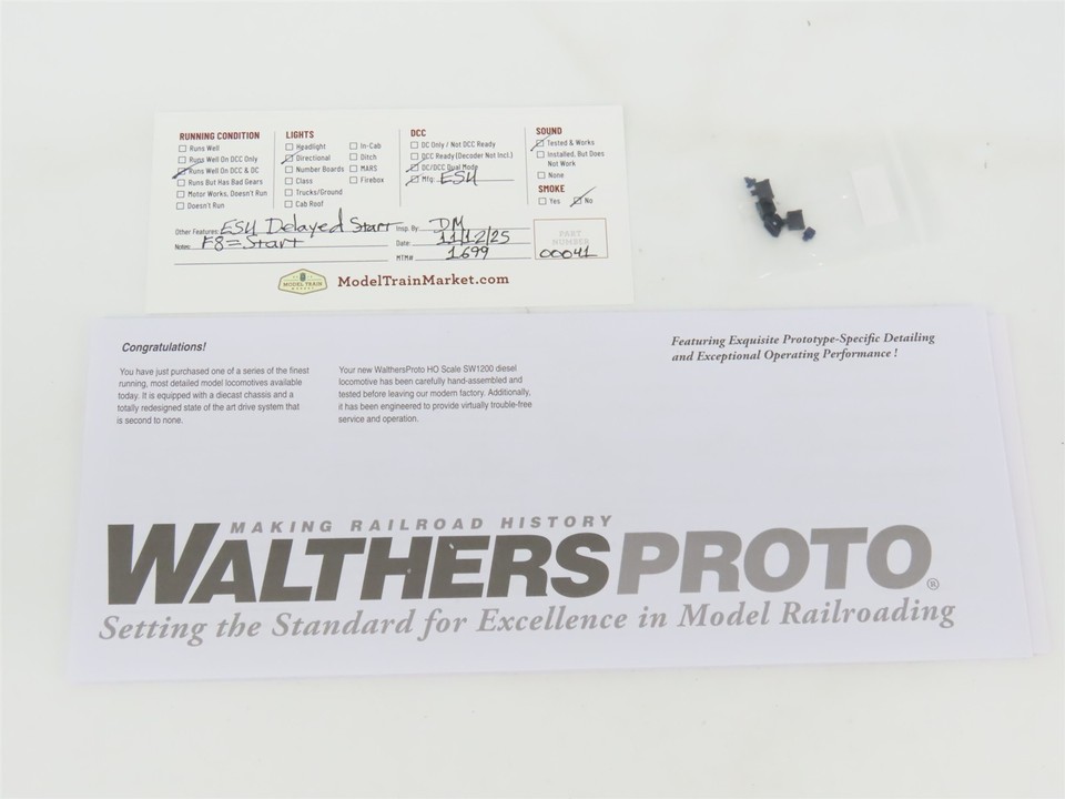 HO Walthers Proto 920-41502 C&O Chesapeake & Ohio SW9 Diesel #5257 w ...