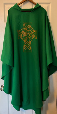 Vestments - Catholic Priest Green