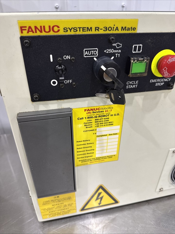 Fanuc LR Mate 200ic Robot Arm w/ R-30iA A05B-2551-B160 A05B-1139-B204 ...