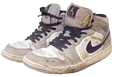 NIKE AIR JORDAN MENS HIGH TOP SNEAKERS SIZE 9.5 AIR JORDAN J2 USED BEAT ...