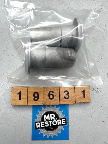 Yamaha FJ1200 FJ1100 Upper Rear Engine Mount Collars Pair 90387-101V2 ...