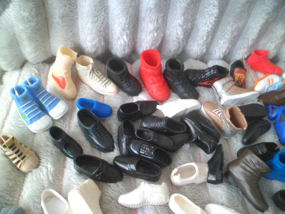 BARBIE DOLLS KEN SHOES VINTAGE 53 ODDS 5 STAMPED KEN MIXED LOT DIFF ...