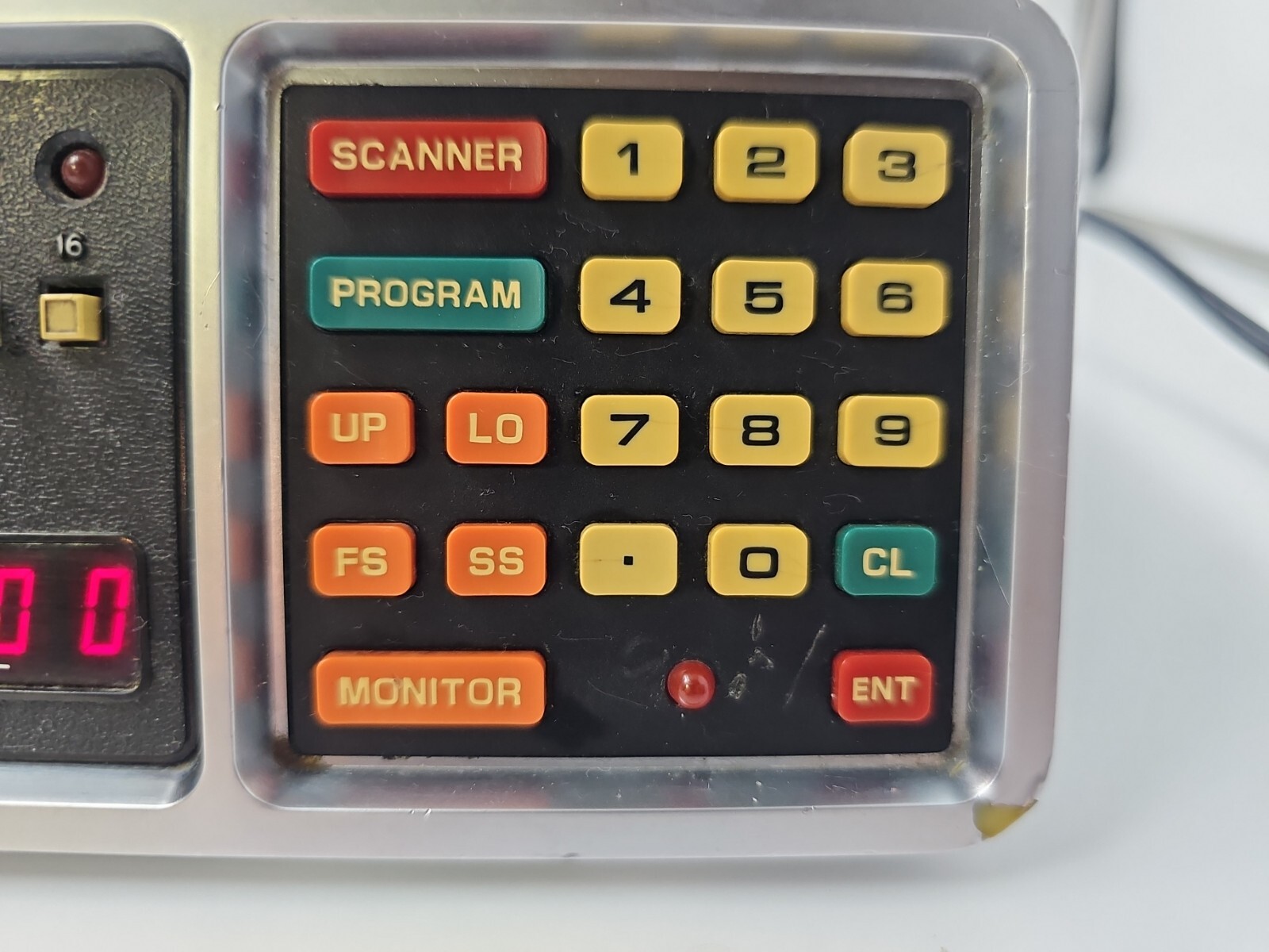 Realistic Pro-2001 Digital Entry Programmable Scanning Receiver ...