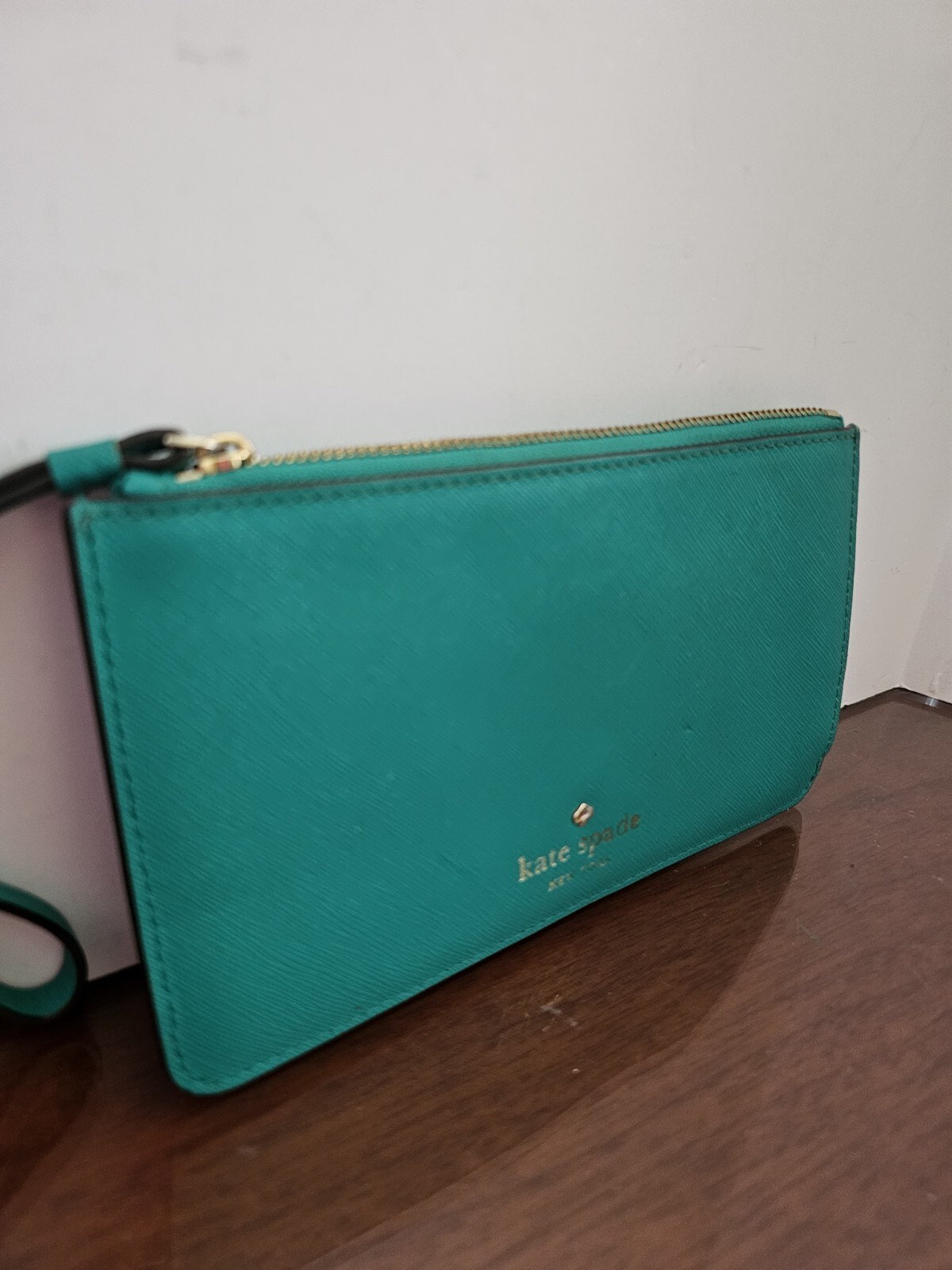 kate spade Karolina Green Saffiano Leather Clutch Wri… - Gem