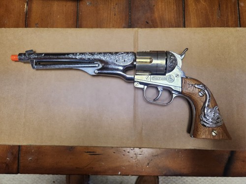 Hubley Colt 45 cap gun with Rattlesnake Grips | eBay