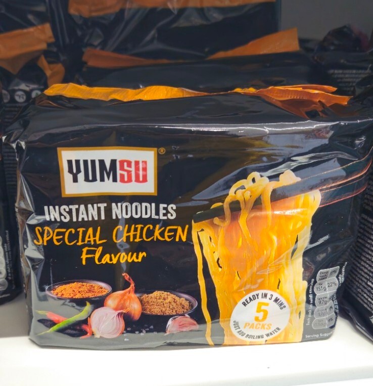 4× 5 packs Yumsu NOODLES SPECIAL CHICKEN Flavour instant noodles free p ...