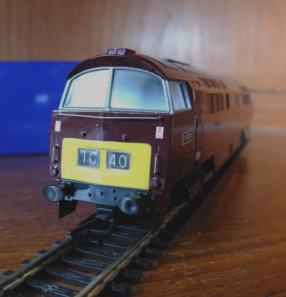 Heljan 5214 OO gauge Class 52 Diesel Loco Western Pathfinder D1001 for ...