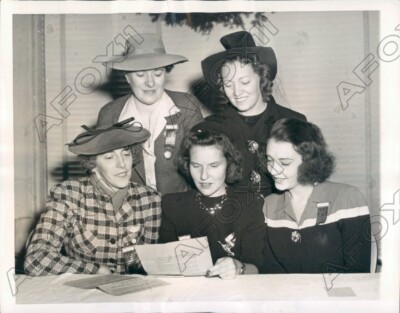 1942 D Boeckmann C Meyer B Kelly L Young K Dunnette of AAU Press Photo ...