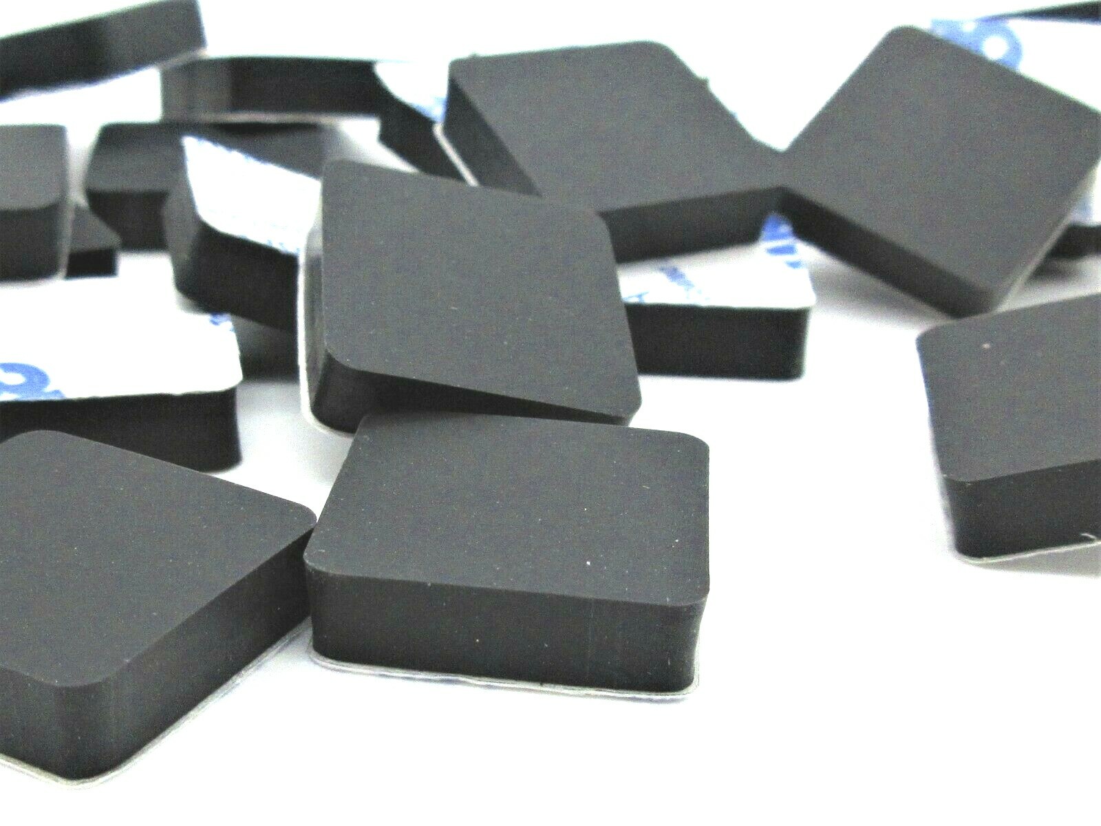 3/4" Sq x 3/16" Rubber Stick-On Feet Ideal for Laptops & Consoles 3M ...