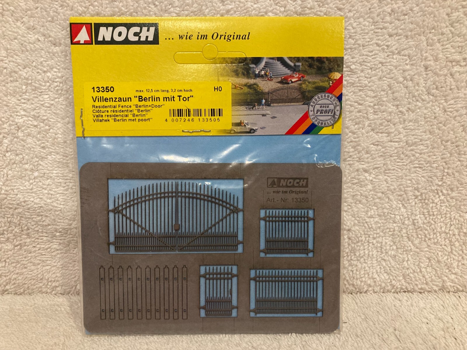 NOCH - Berlin Residential Fence & Gate - 1:87 HO Scale - Item # 13350 ...