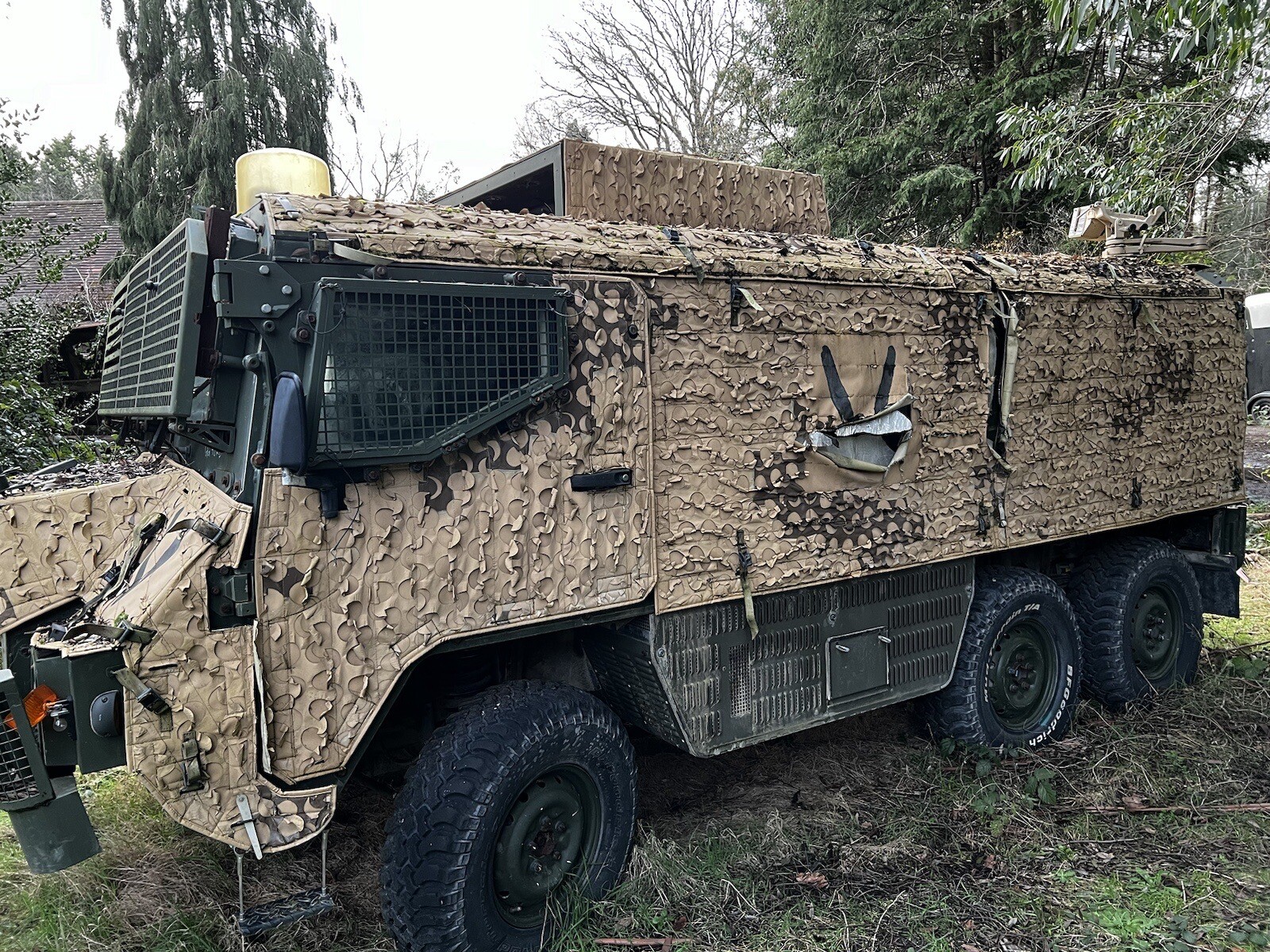 Pinzgauer Vector 6x6 Armoured Vehicle -listing for Wheel nut Only - See ...