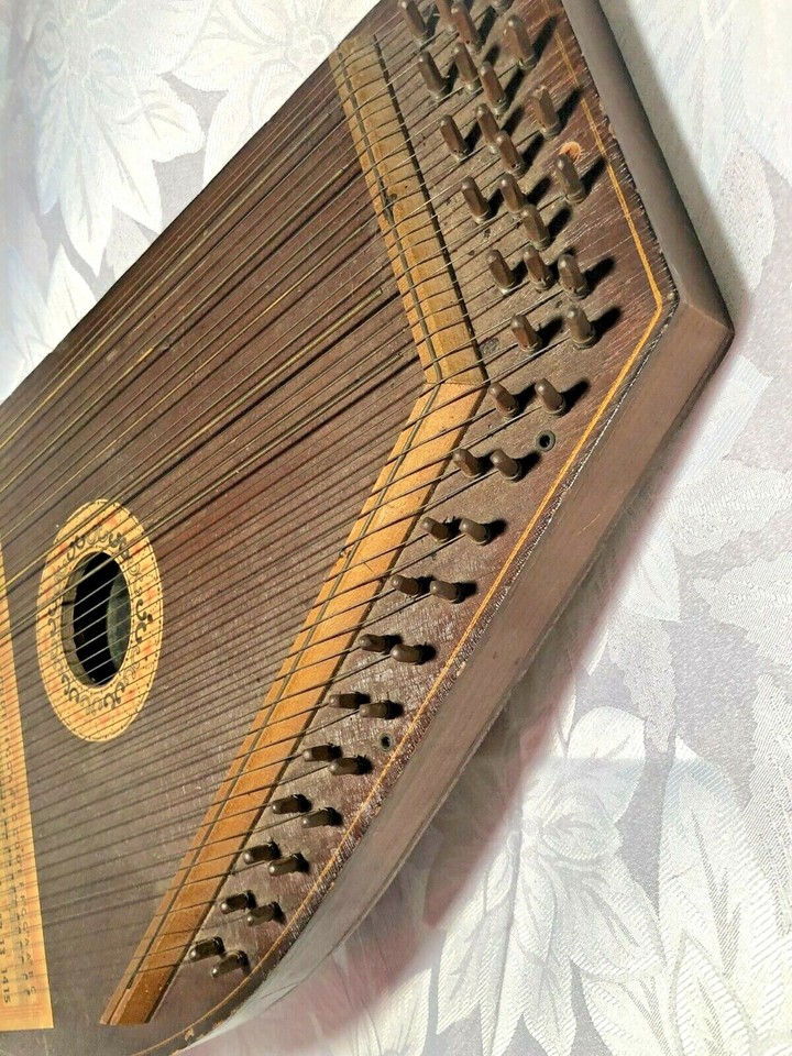 ANTIQUE AMERICAN THE BELL HARP CO ZITHER /AUTOHARP 19" X 12" | eBay