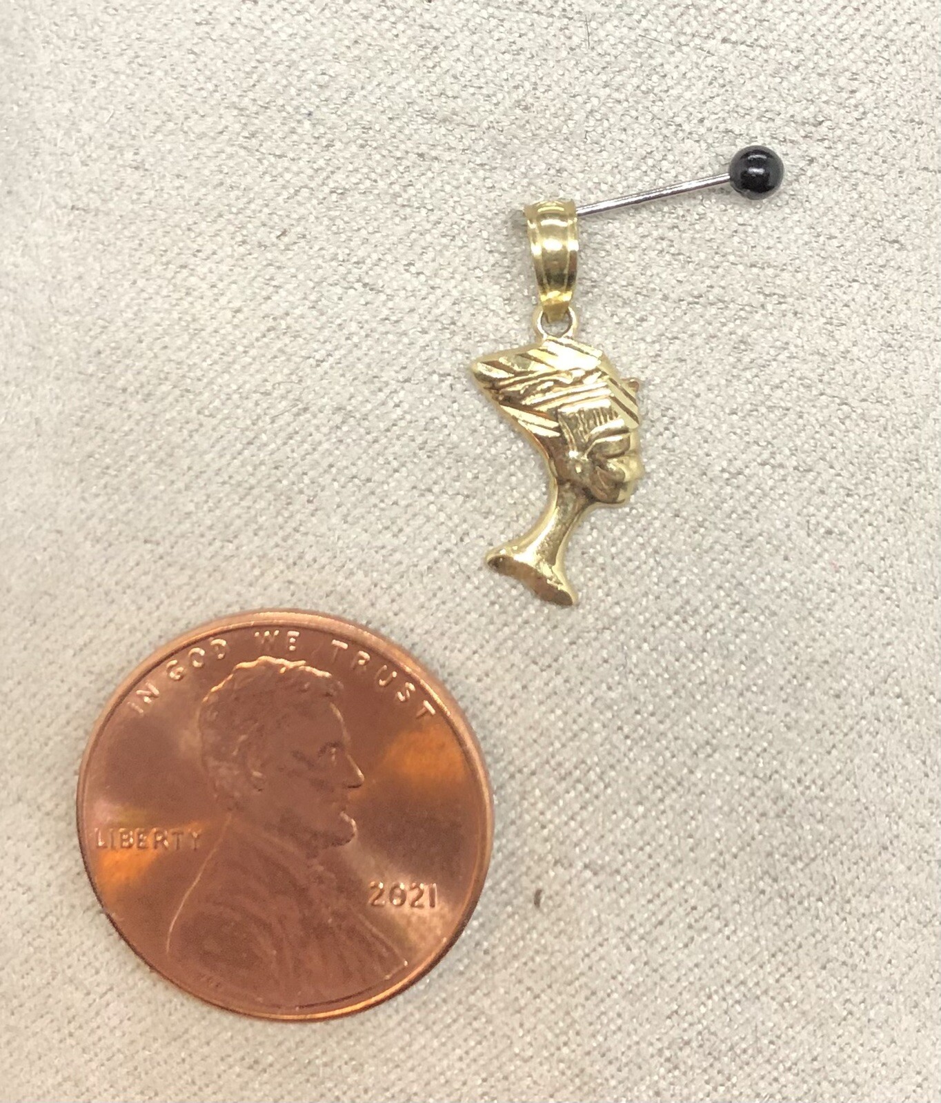 Egyptian 10k Yellow Gold Ancient Egypt Queen Nefertit… - Gem