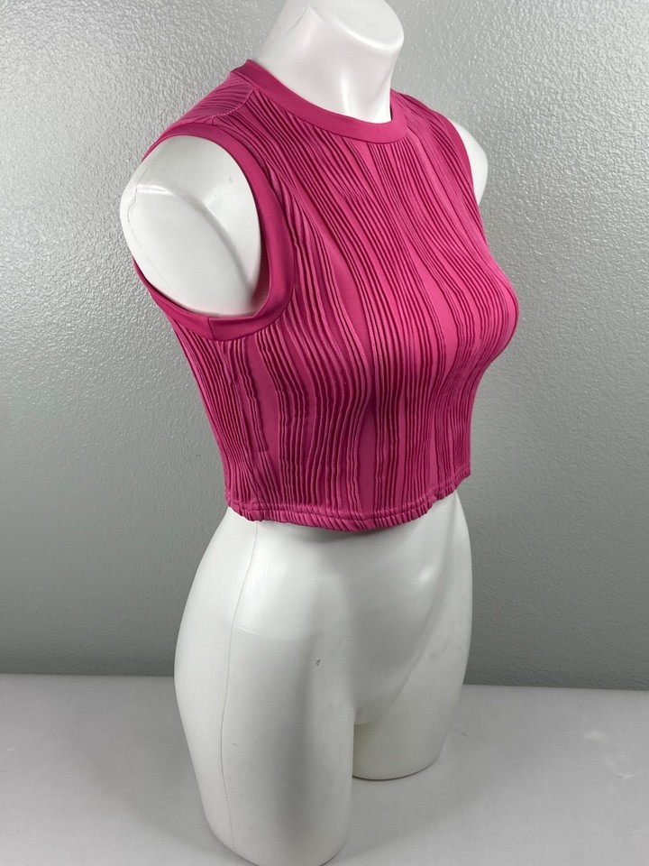 L Leve Women Medium Pink Cropped Top Ribbed Sleeveless Form Fitting NWT ...