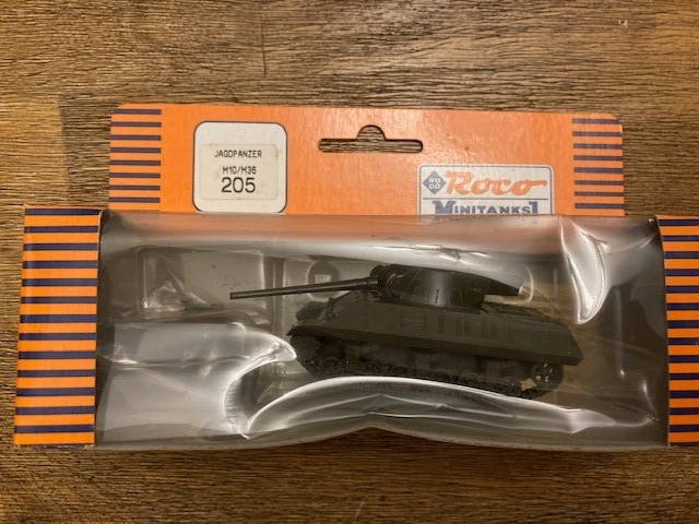 Roco Minitanks US M10 M36 Tank Destroyer HO Scale #205 | eBay