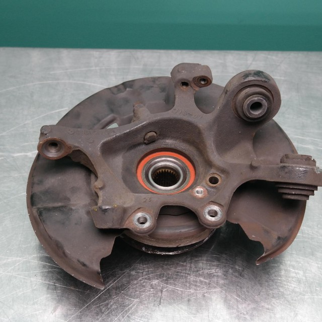 Stub Axle Rear Right / 33326774810/3421787 for BMW Serie 3 Berlina (e90 ...