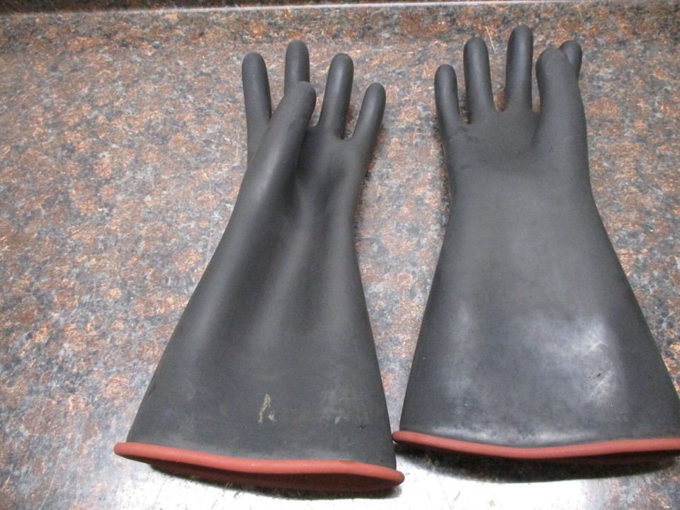 Salisbury D120 Size 9 Lineman Rubber Insulating Gloves Class 1 Type 1 ...