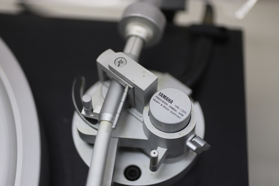 YAMAHA GT-2000 record player Turntable | eBay