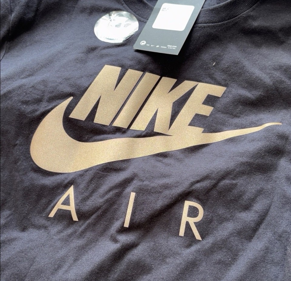 Nike Air Shirt Mens Medium Black Gold Long Sleeve Reflective Logo | eBay