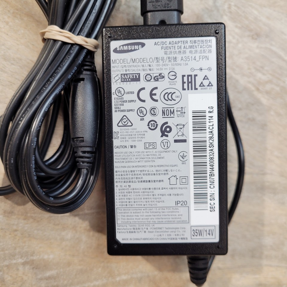 Samsung Radiant 360 Wireless Audio Speaker WAM1500 Black With Power ...