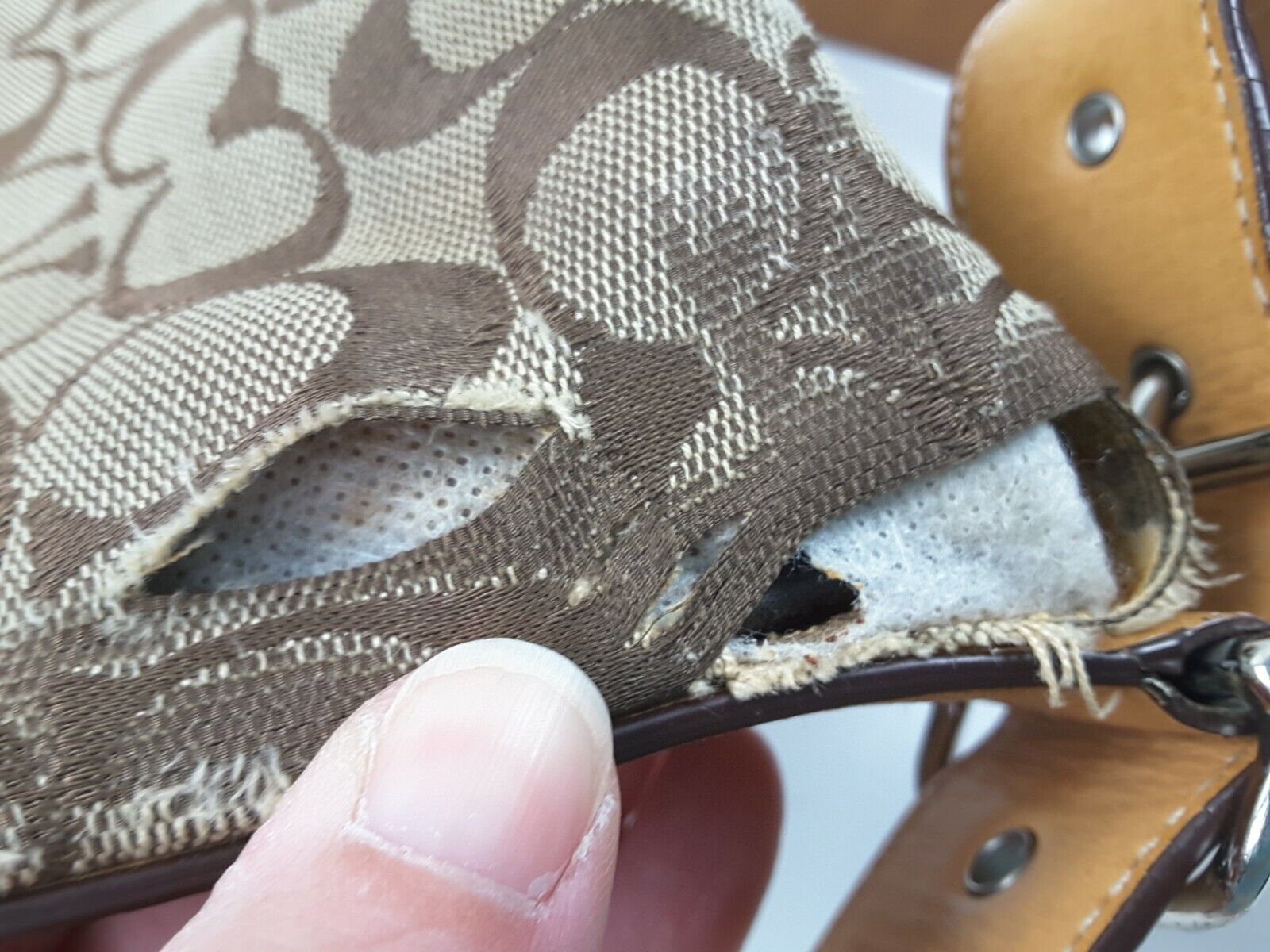 Coach Signature Shoulder Bag Tote Duffle Top Zip Closure 6083 DAMAGED ...