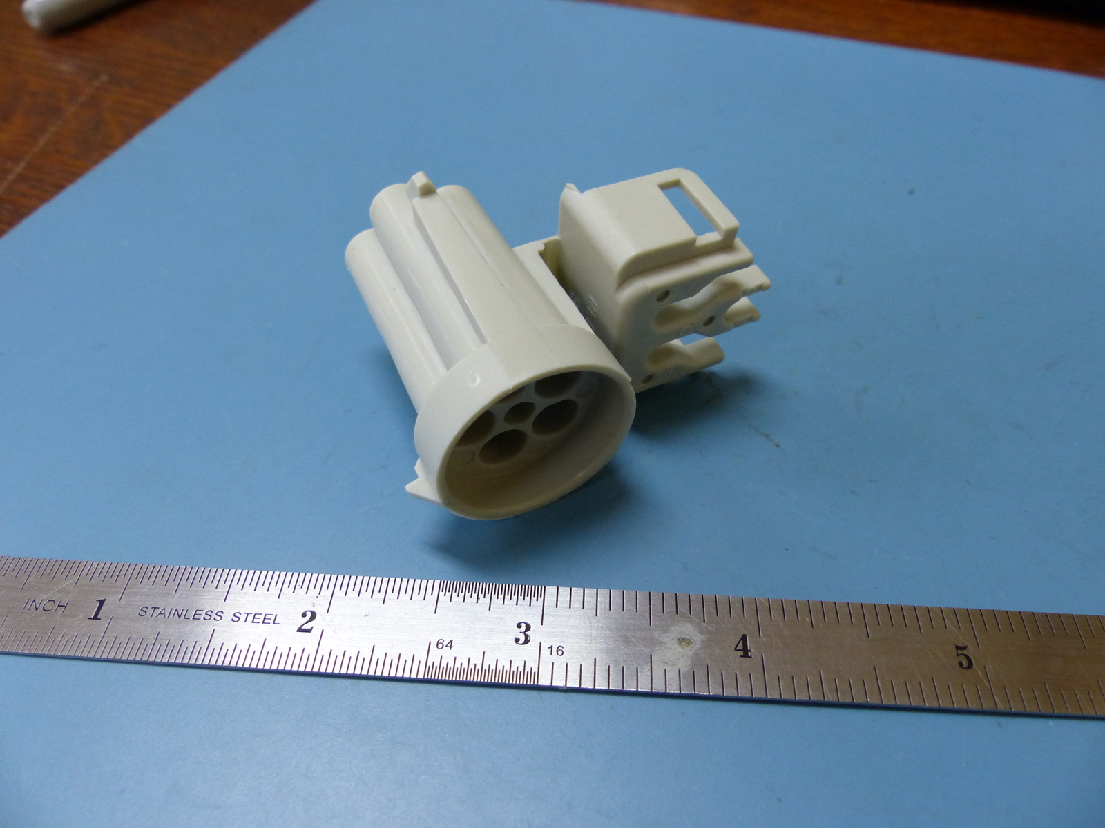 Delphi 12065158 Qty of 50 per Lot Automotive Connectors 5P MALE LT GRY ...