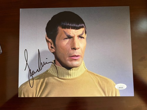 Leonard Nimoy Star Trek's "Spock" Hand Signed RARE Photo Autographed ...