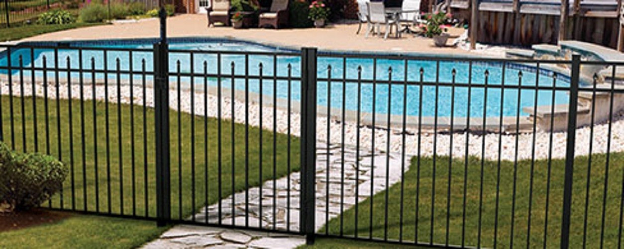 36' OF 54" HIGH CAROLINA STYLE ALUMINUM POOL CODE FENCE w/POSTS & CAPS ...