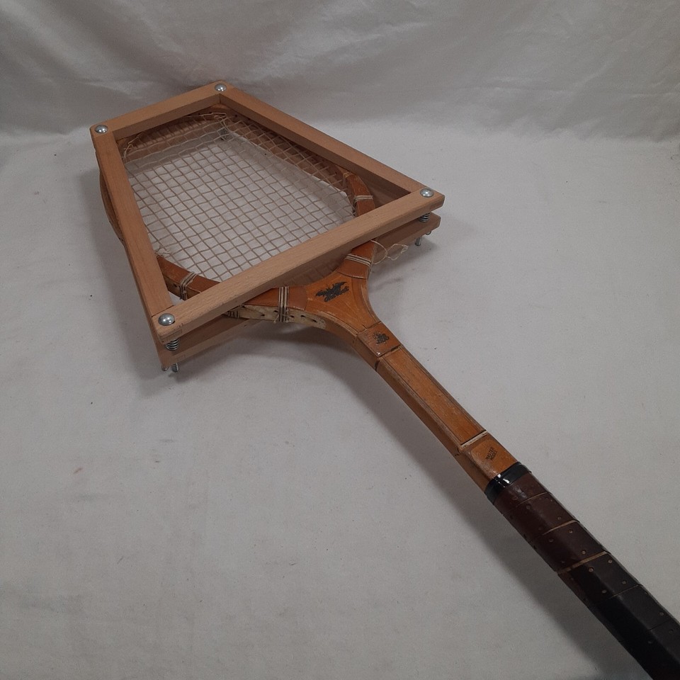 VINTAGE Harry C Lee & Co New York The Bat Wood Tennis Racquet and Wood ...