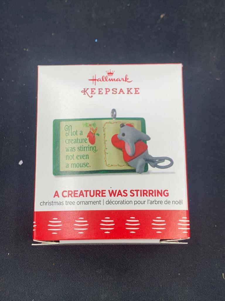 2017 Hallmark Mouse With Book a Creature Was Stirring Mini Ornament 1st ...