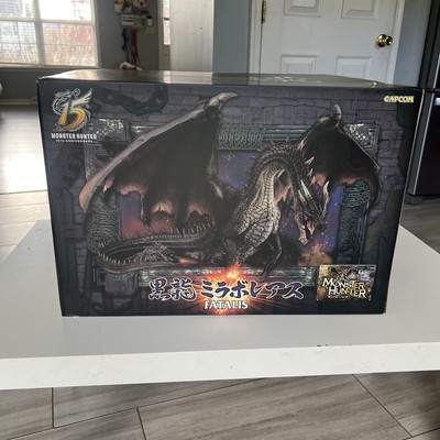 Capcom Figure Builder Creator's Model Monster Hunter Fatalis Statue US ...