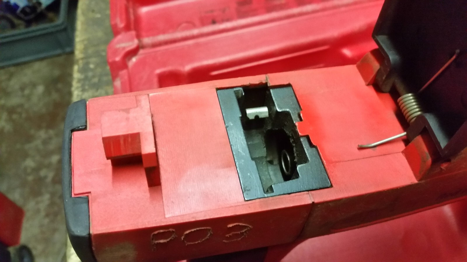 ITW RED HEAD R 200 NAIL GUN Ramset POWDER ACTUATED NAILGUN (ref02 ...