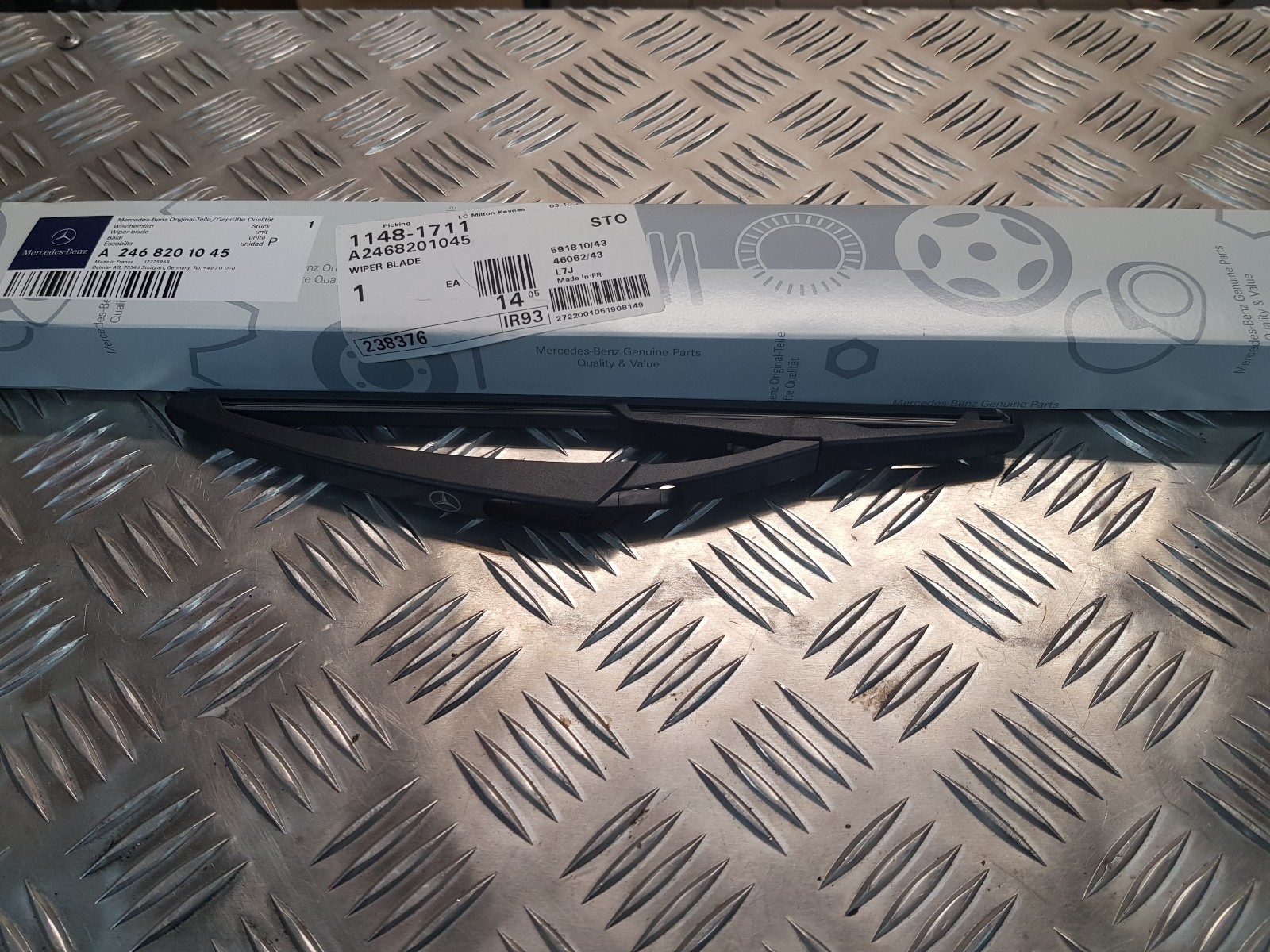 GENUINE MERCEDES BENZ REAR WIPER BLADE RHD W246 B CLASS A2468201045 ...