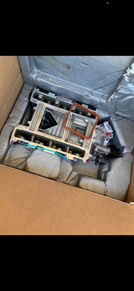 Camaro ZL1 Cadillac CTS-V LSA Supercharger with lid | 12631035 ...